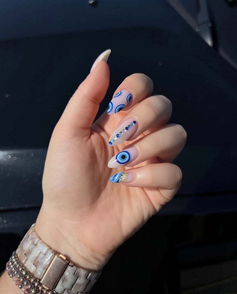 34 Mesmerizing Evil Eye Nails to Add Mystical Vibes to Your Next ...