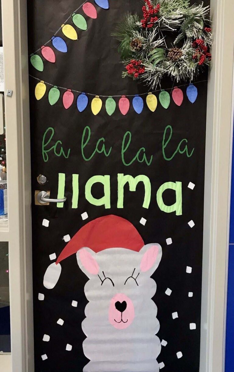 29 Adorable Winter Classroom Door Decorations to Celebrate the Season ...